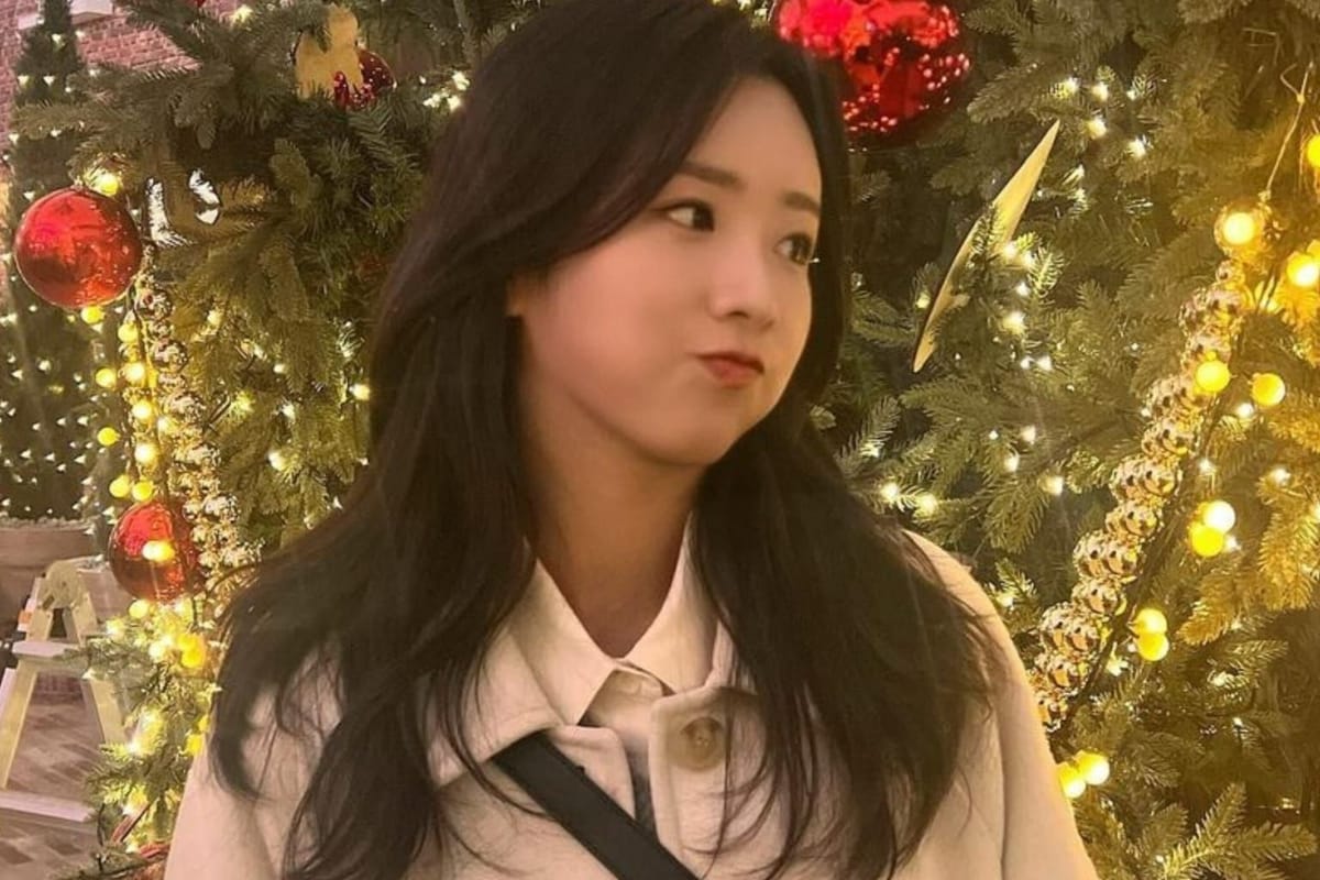 Apink's Yoon Bomi and Black Eyed Pilseung producer Rado confirm ...