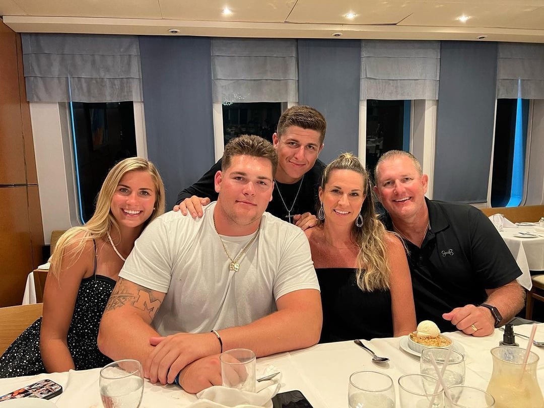 Who are Zak Zinter's Parents?