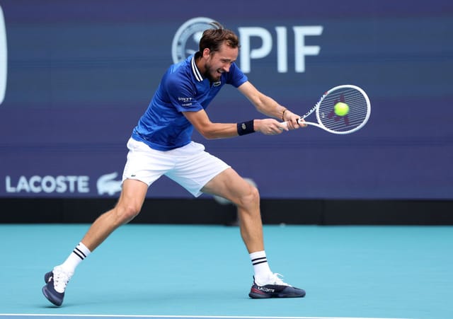 "Work never stops": Daniil Medvedev squeezes in training session as ...