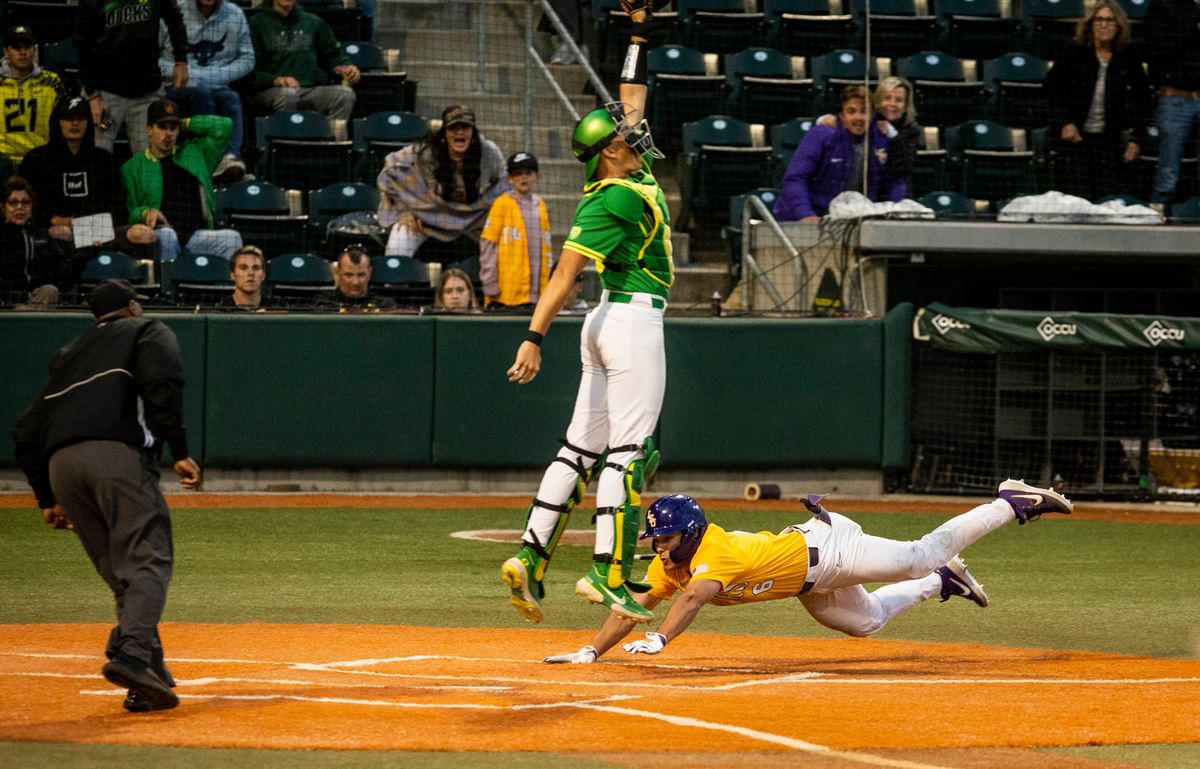 WATCH: College baseball player makes sensational acrobatic jump over ...