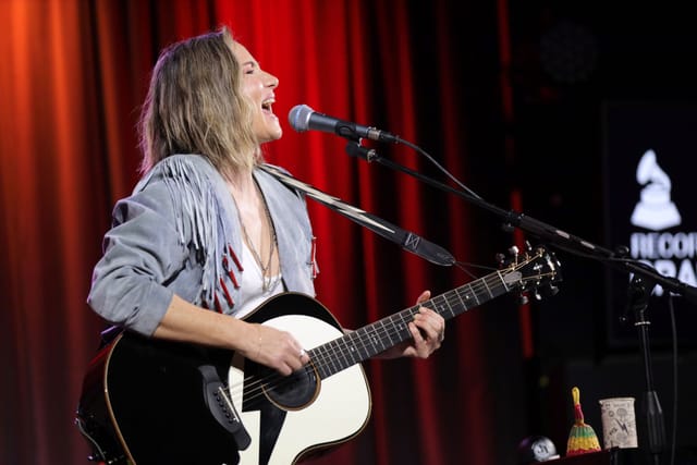 KT Tunstall: Who is KT Tunstall? All about the Scottish singer as she ...