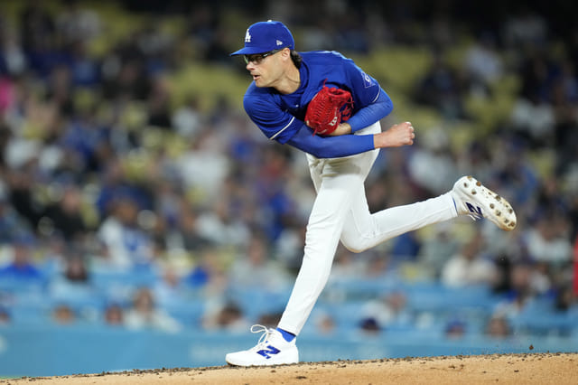 Joe Kelly Injury Update: Dodgers place veteran pitcher on injured list ...