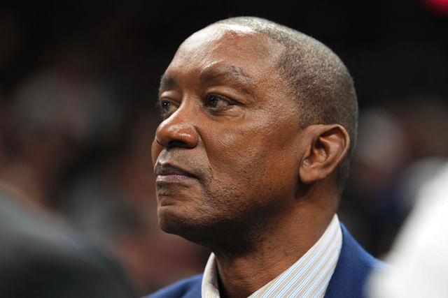 "History must be recorded accurately": Isiah Thomas backs Bill Russell ...