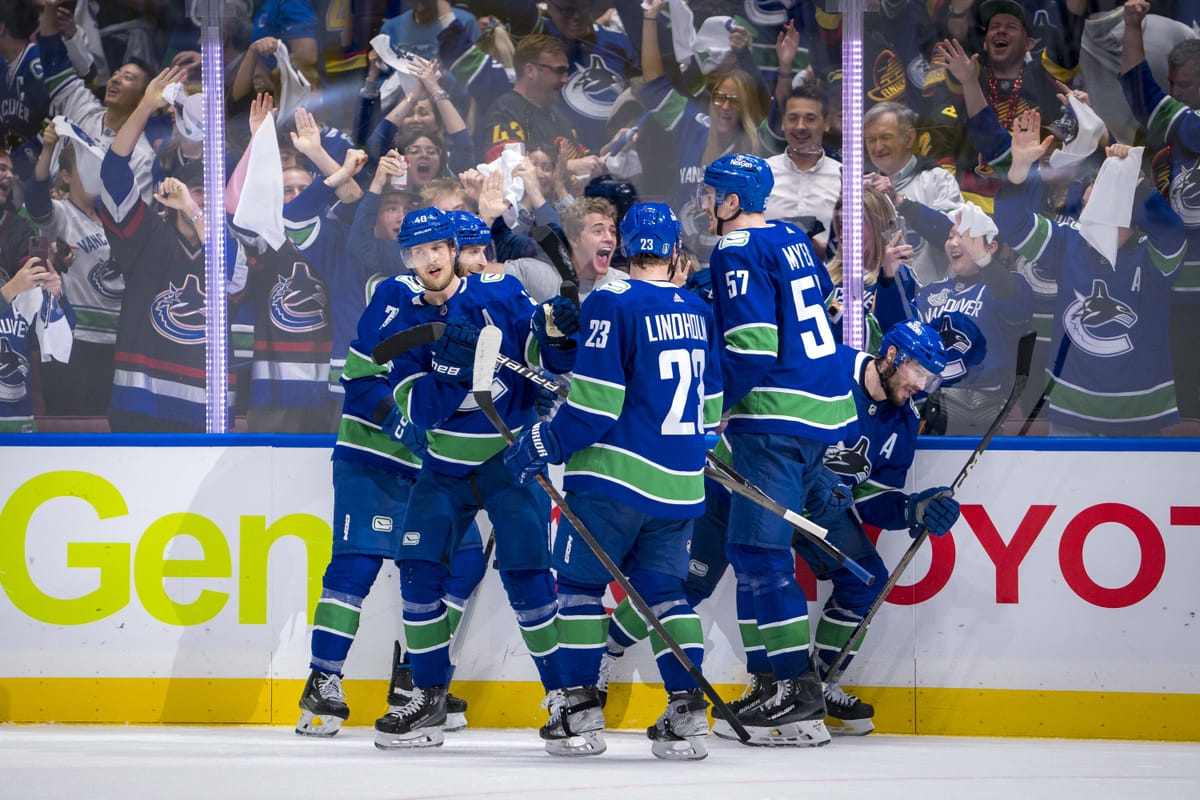 Vancouver Canucks vs Edmonton Oilers: Live streaming options, where and ...