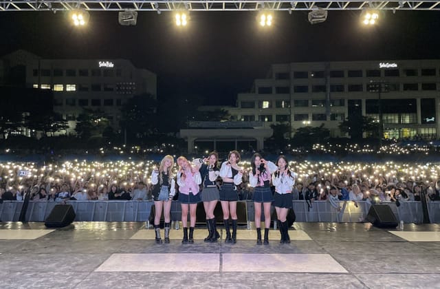 Was NMIXX’s viral audio malfunction at the Shinhan University festival ...