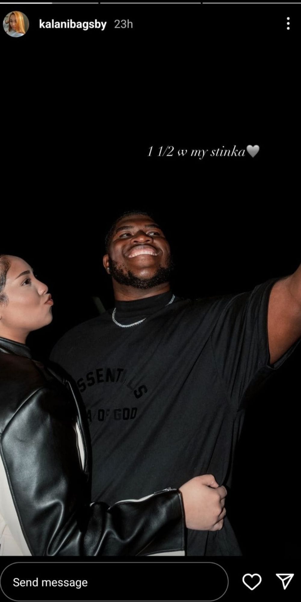 PHOTO: Alabama star Tyler Booker twins in all white with GF Kalani as ...