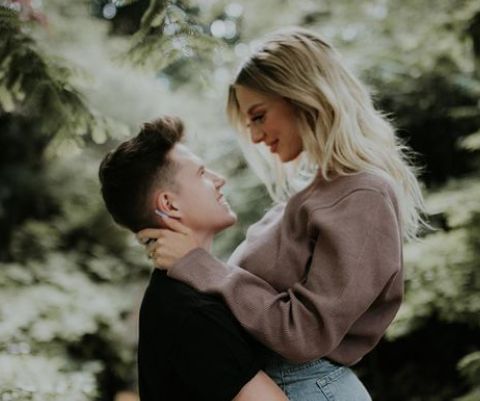 How much is Danielle Renaee's Net Worth as of 2023?