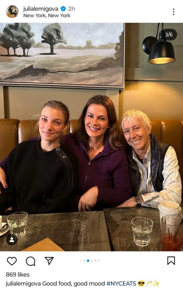 Martina Navratilova and wife Julia Lemigova delight in their dinner ...