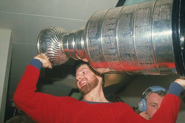 What is the actual size of the Stanley Cup trophy?