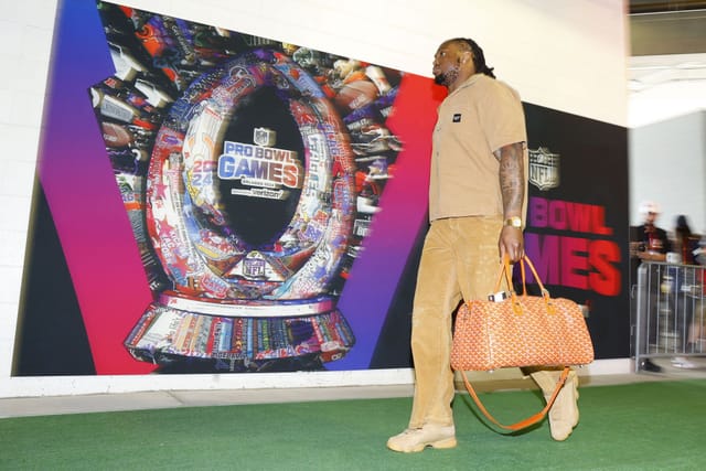 Ravens fans hyped over RB's first look in Baltimore jersey: "Derrick ...