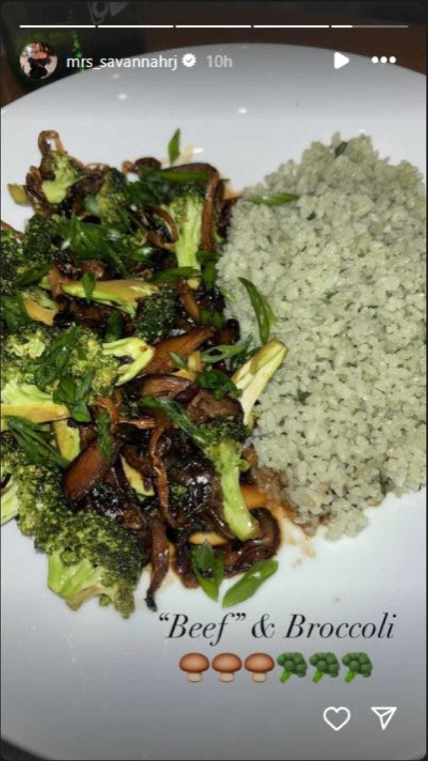 LeBron James' wife Savannah James goes for 'beef' and broccoli after ...