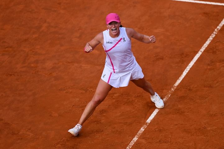 Iga Swiatek beats Aryna Sabalenka in second straight final, makes it back-to-back WTA 1000 ...