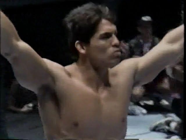 5 fighters who needed just seconds to make an impact in their UFC debut
