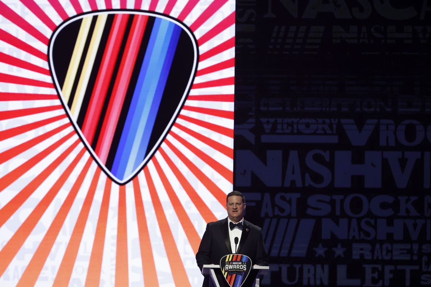 How big are NASCAR gas tanks? Understanding fuel capacity and its ...