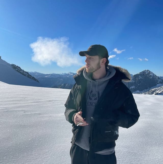 How much is Fitz’s Net Worth as of 2023?