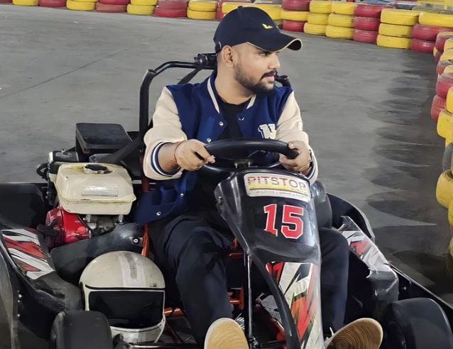 Who is BOSS OFFICIAL?