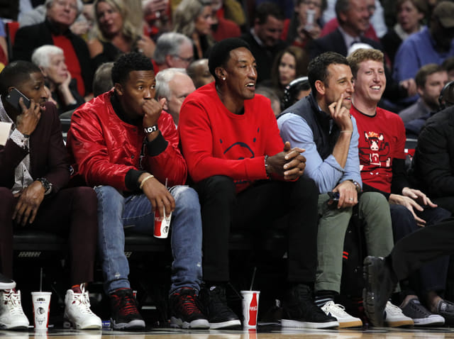 In Photos: Scottie Pippen gets picture-perfect Father's Day tribute ...