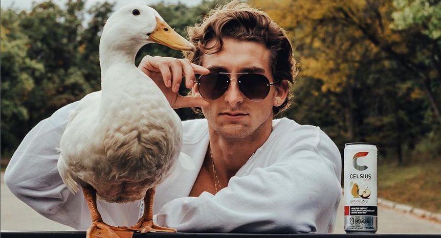 Tooturnttony's Profile, Net Worth, Age, Height, Relationships, FAQs