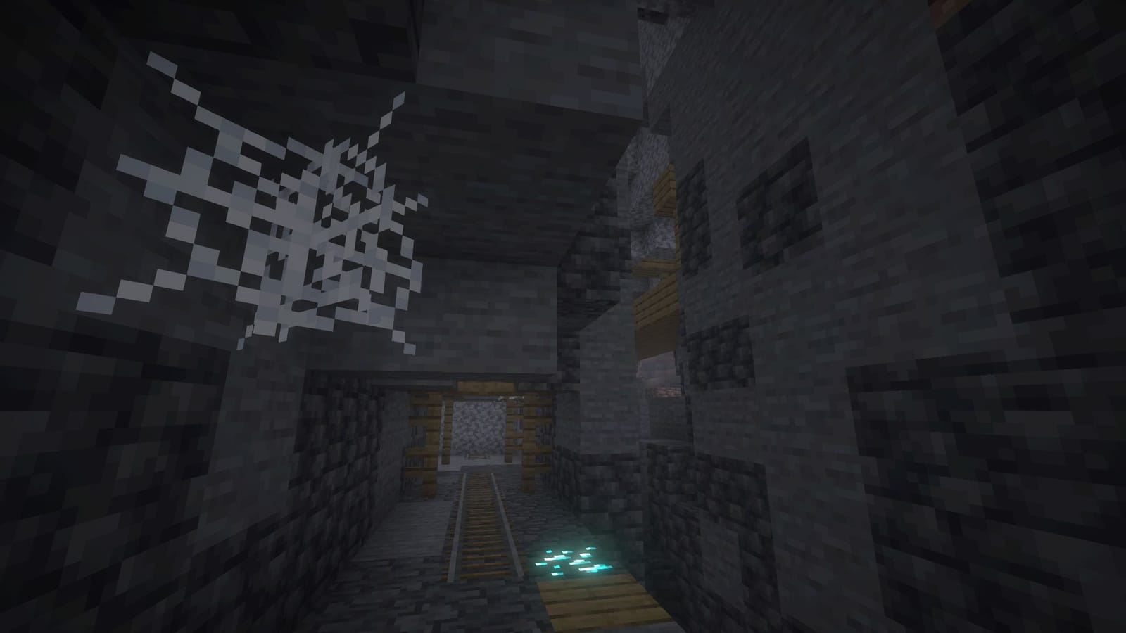 Which Minecraft structures have the rarest loot?