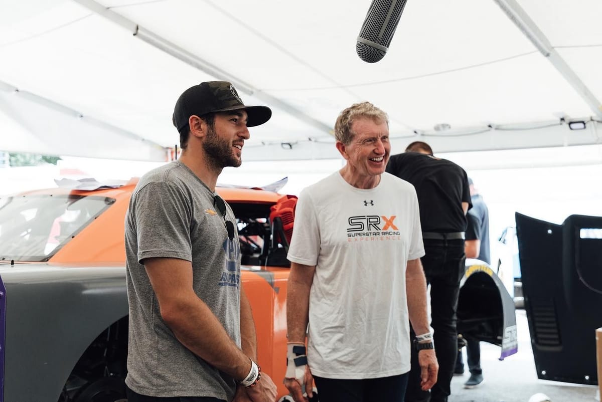 Who are Bill Elliott's kids ? Age, Nationality & More