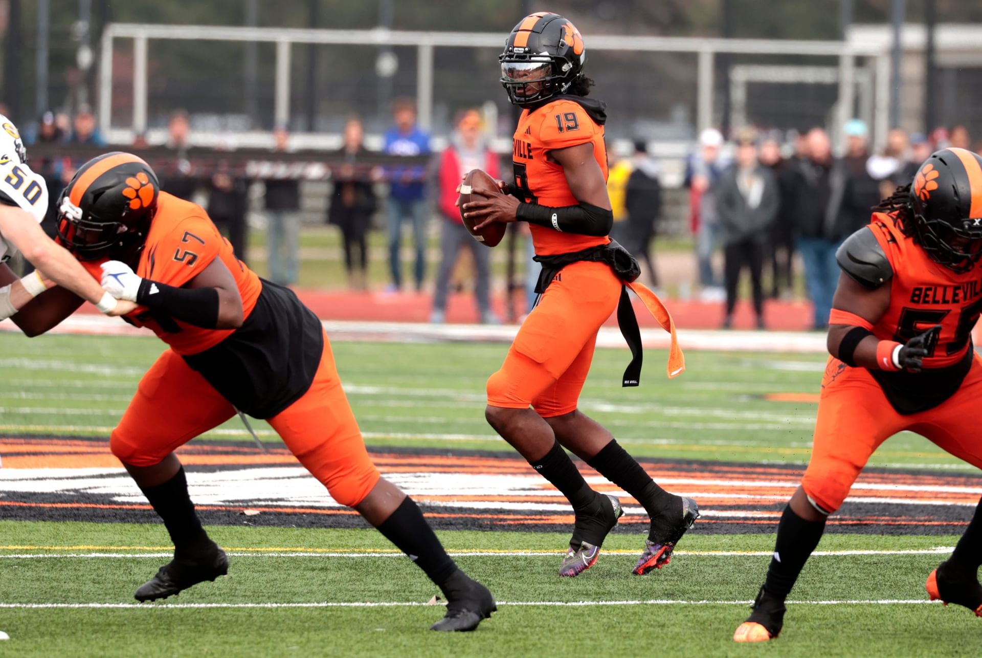 Top 10 college football recruits with highest NIL valuations ft. Bryce ...