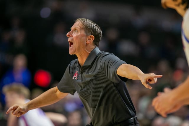 "We wanted guys who could play multiple positions": USC HC Eric ...