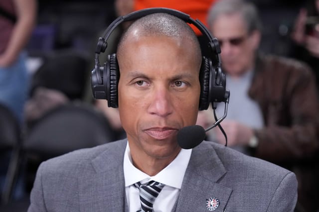 Reggie Miller: "If trying to stay relevant was a person"- Knicks fans ...