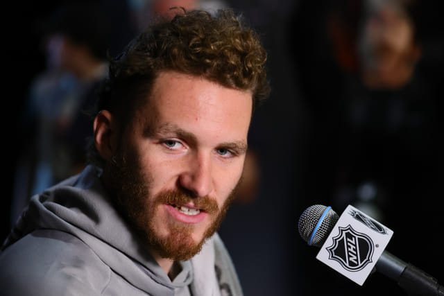 "His next cheap shot on McDavid" "Art of the turtle": NHL fans mock ...