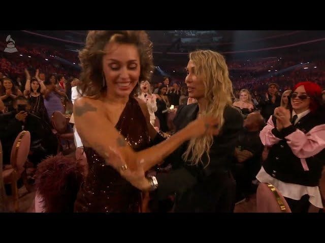 “This is the healthiest mindset” — Fans praise Miley Cyrus as she says ...