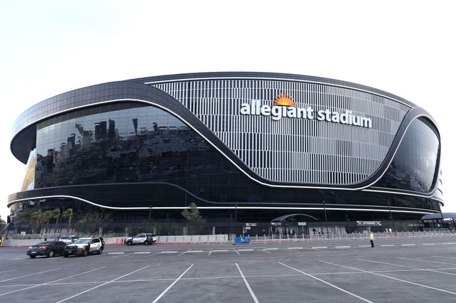 Raiders fans not on board with $20,000 air-conditioned option at ...