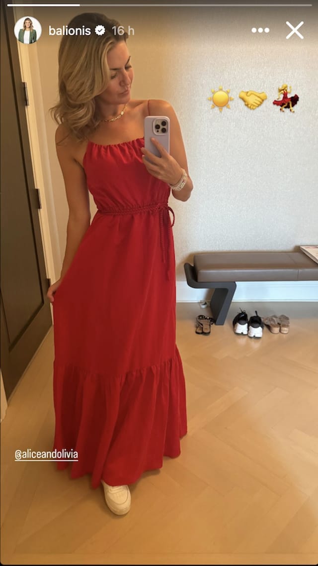 Golf reporter Amanda Balionis stuns in red dress at the 2024 Travelers ...