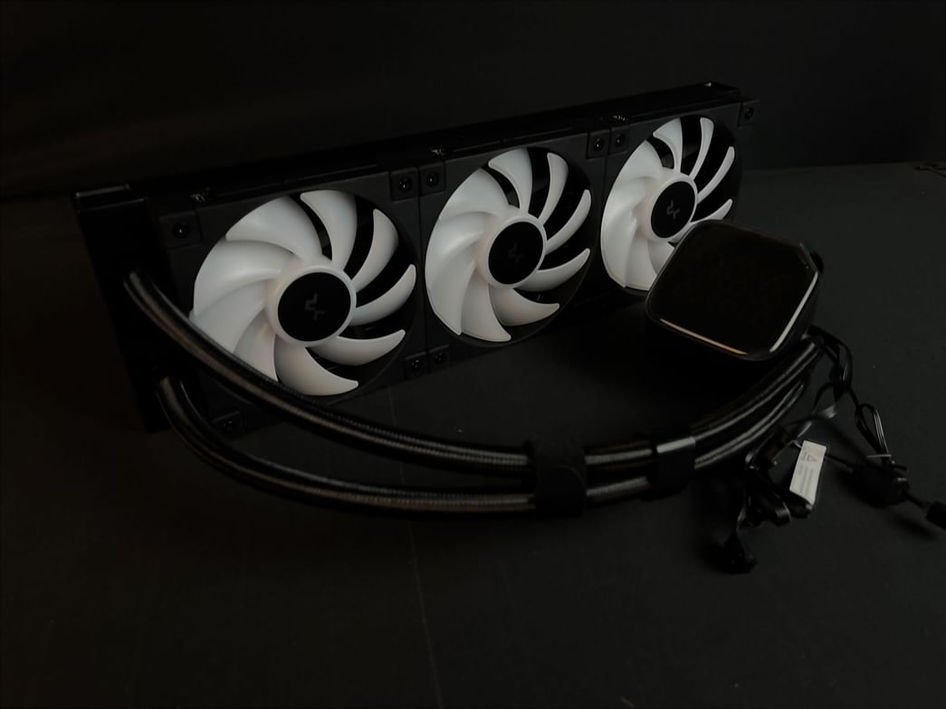 Deepcool LD360 AIO review: Real-time stats on a budget