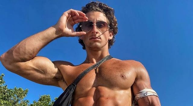 How much is Tooturnttony's net worth as of 2023?