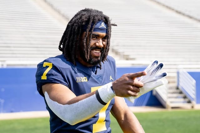 How tall is Donovan Edwards? | Donovan Edwards Physical attributes and more