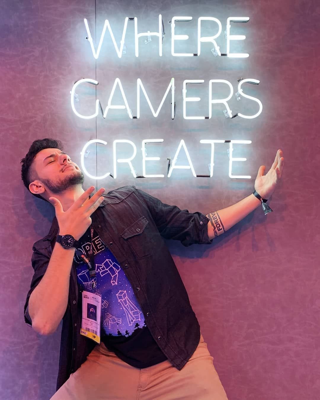 ForeverPlayer's Profile, Net Worth, Age, Height, Relationships, FAQs