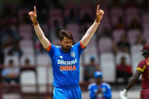 Mukesh Kumar Profile - Age, Career Info, News, Stats, Records & Videos