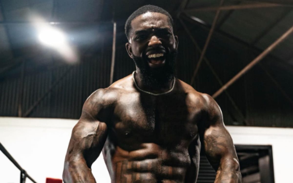 Where is boxer Frank Martin from?