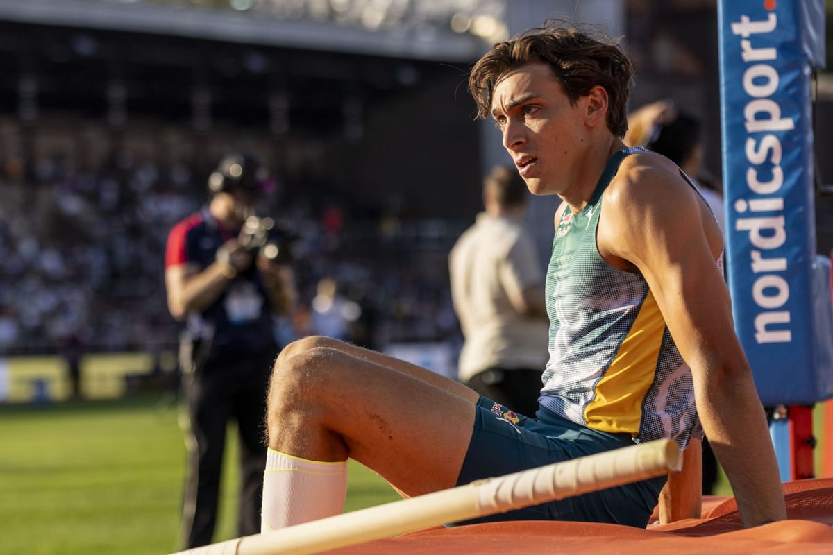 "I'm so proud of her"- Mondo Duplantis in awe of fellow LSU Tiger Sha ...