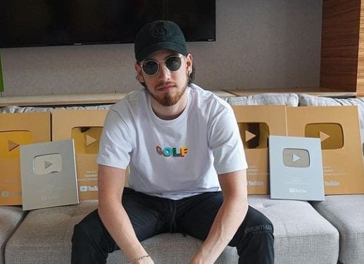 How much is Socksfor1’s Net Worth as of 2024?