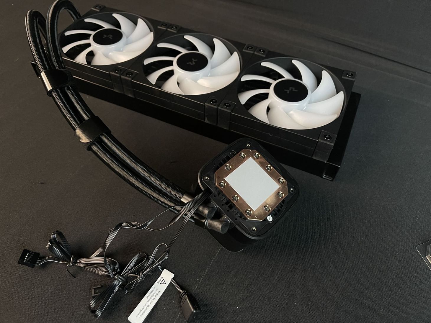 Deepcool LD360 AIO review: Real-time stats on a budget