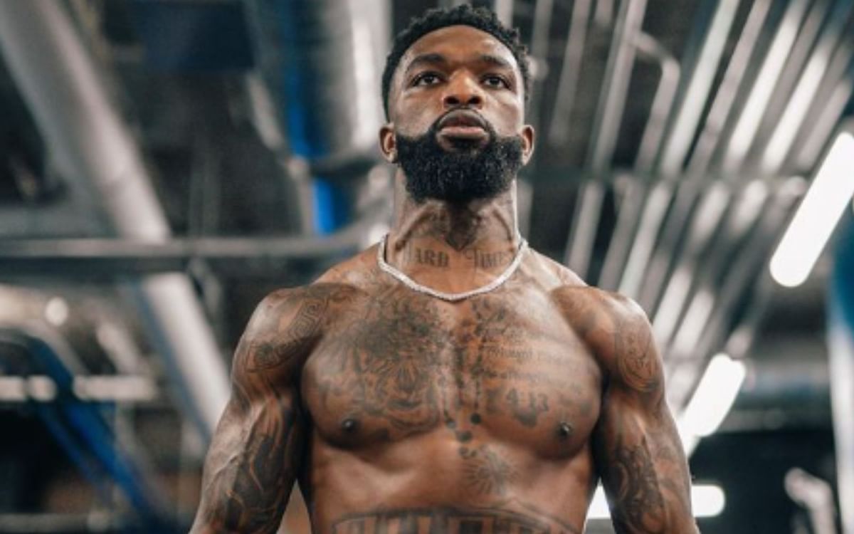 What is boxer Frank Martin's Record?