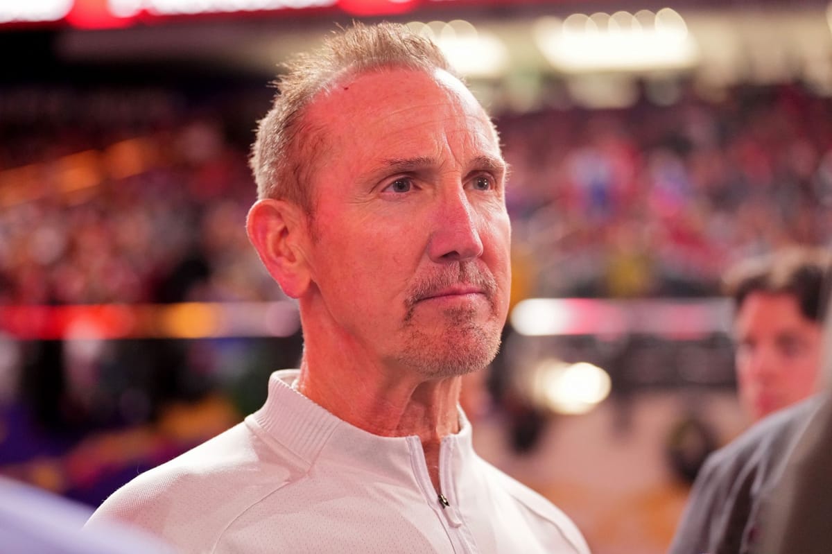 BJ Thompson update: Chiefs DE still unconscious after medical emergency ...