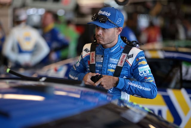 “Good luck old man”: Kyle Larson picks his winner in the Nashville ...
