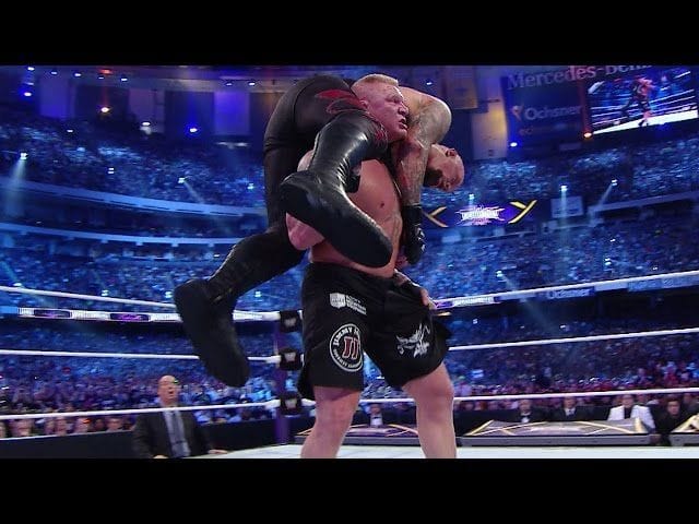 Moments That Can Make WWE Fans Cry: WWE इतिहास के 3 सबसे भावुक मोमेंट्स ...