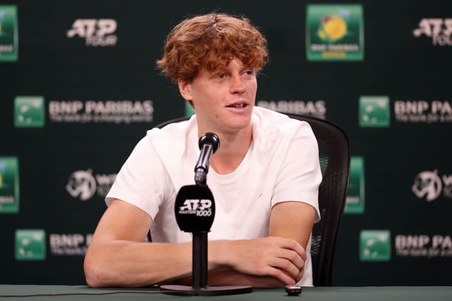 WATCH: Jannik Sinner hits Shot-of-the-Year contender at Halle, recovers ...