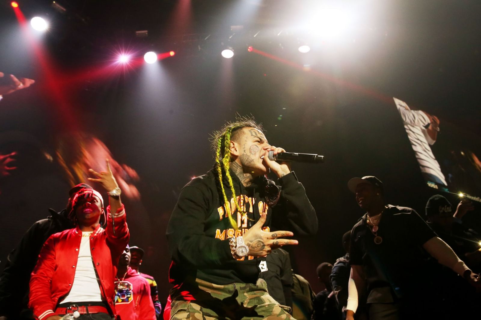 What happened to 6ix9ine? Rapper's custom Lamborghini and Bentley ...