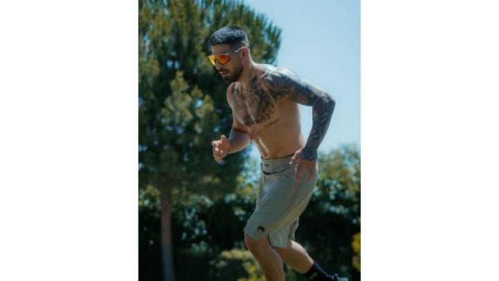 In Photos: Ilia Topuria shows off chiseled physique in intense workout ...