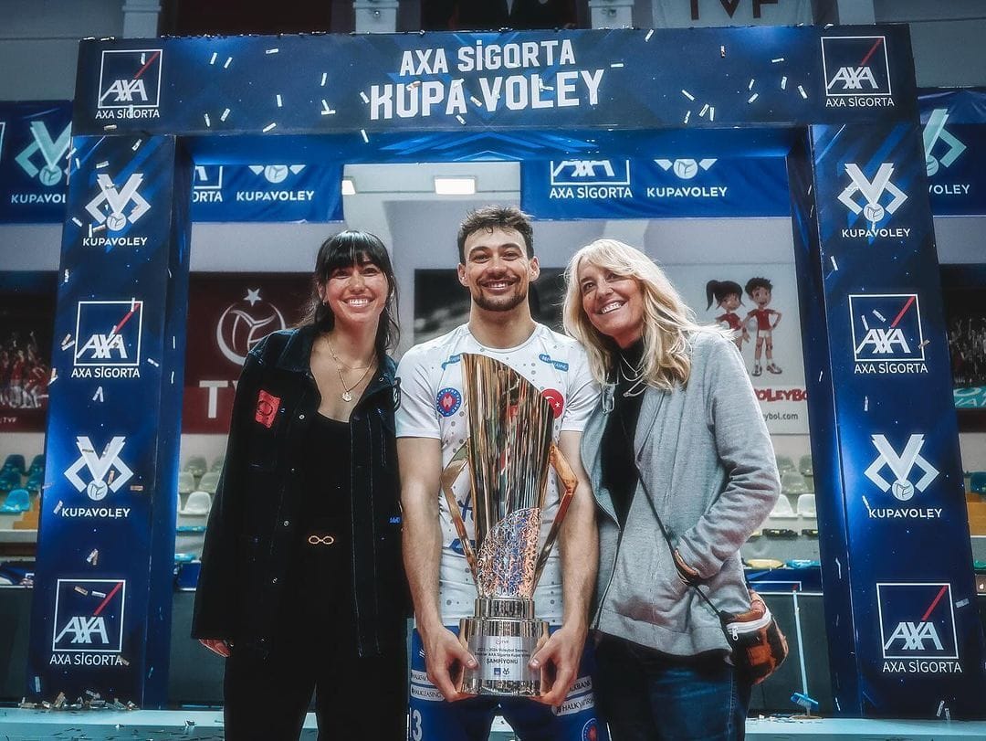 Micah Ma'a Family - Father, Mother, Siblings, Wife, Kids