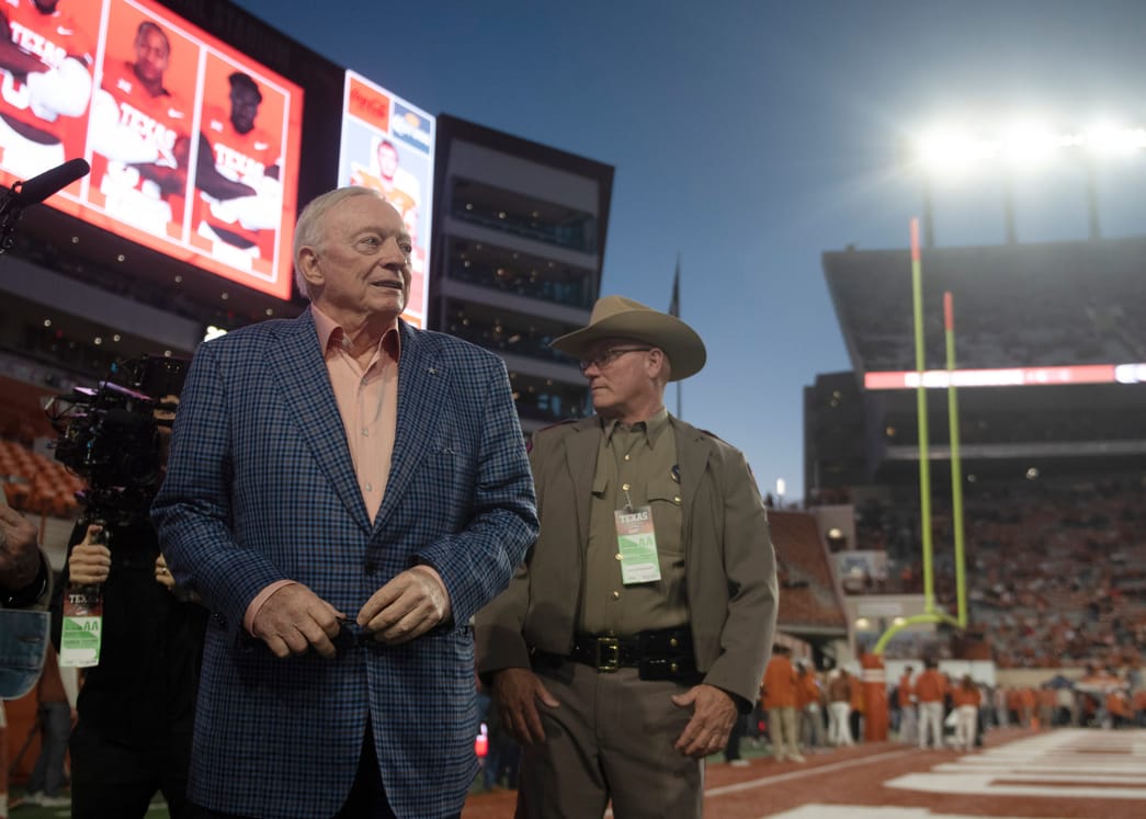 Jerry Jones vs Alexandra Davis lawsuit: Mother of Cowboys owner's ...
