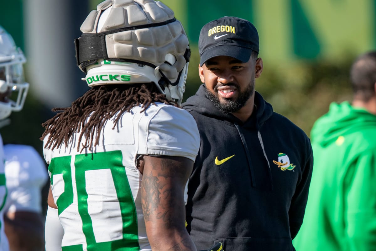 Oregon star Jordan James likes Deion Sanders’ daughter Shelomi Sanders ...